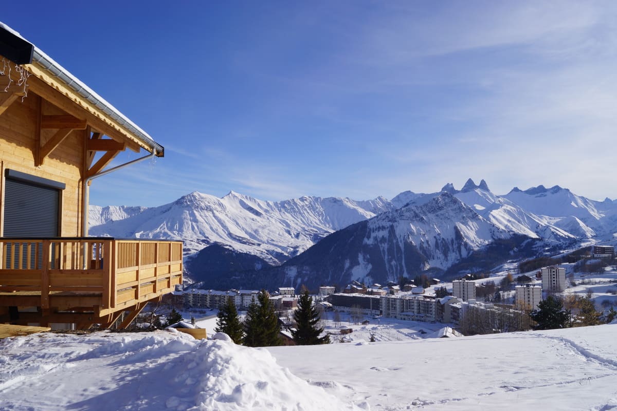 La Toussuire Skiing Holidays | Ski Apartments | Peak Retreats