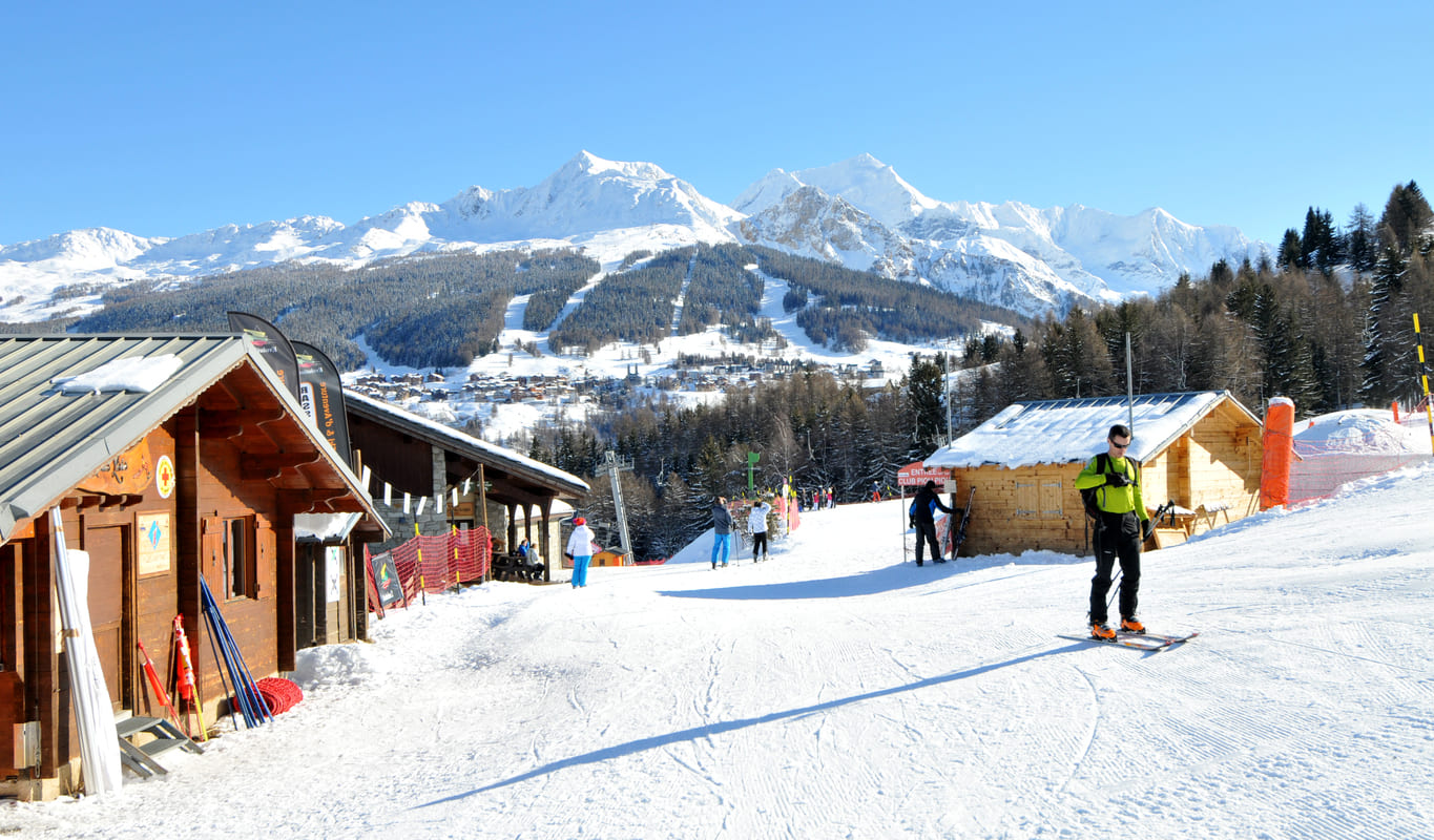 Les Coches Skiing Holidays | Ski Apartments | Peak Retreats