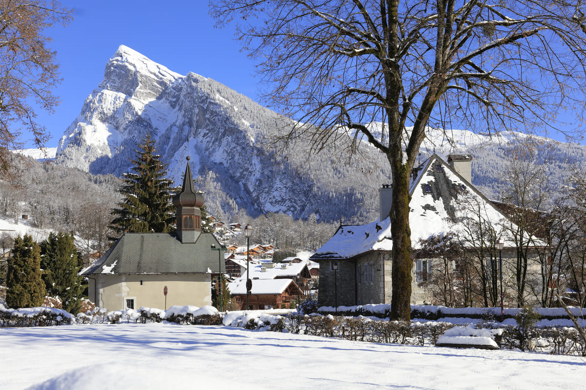 Samoëns Flaine Skiing Holidays | Ski Apartments | Peak Retreats