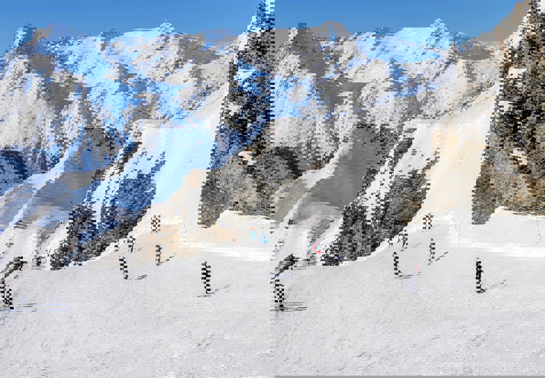 Val Cenis Skiing Holidays | Ski Apartments | Peak Retreats