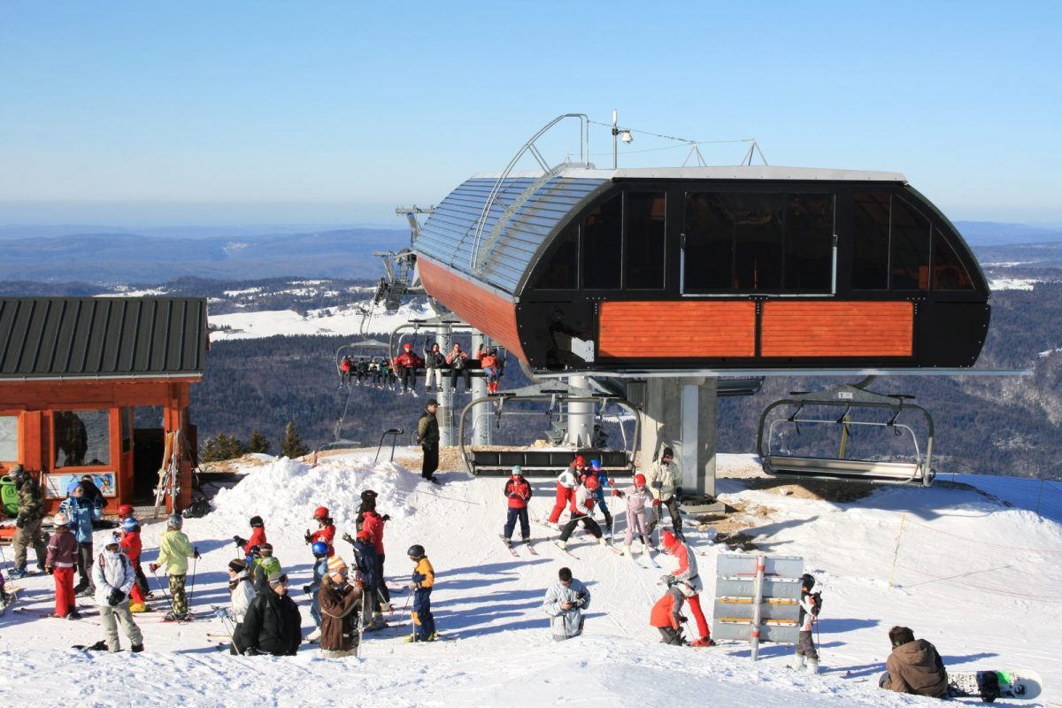 Monts Jura Skiing Holidays | 5* Hotel | Peak Retreats