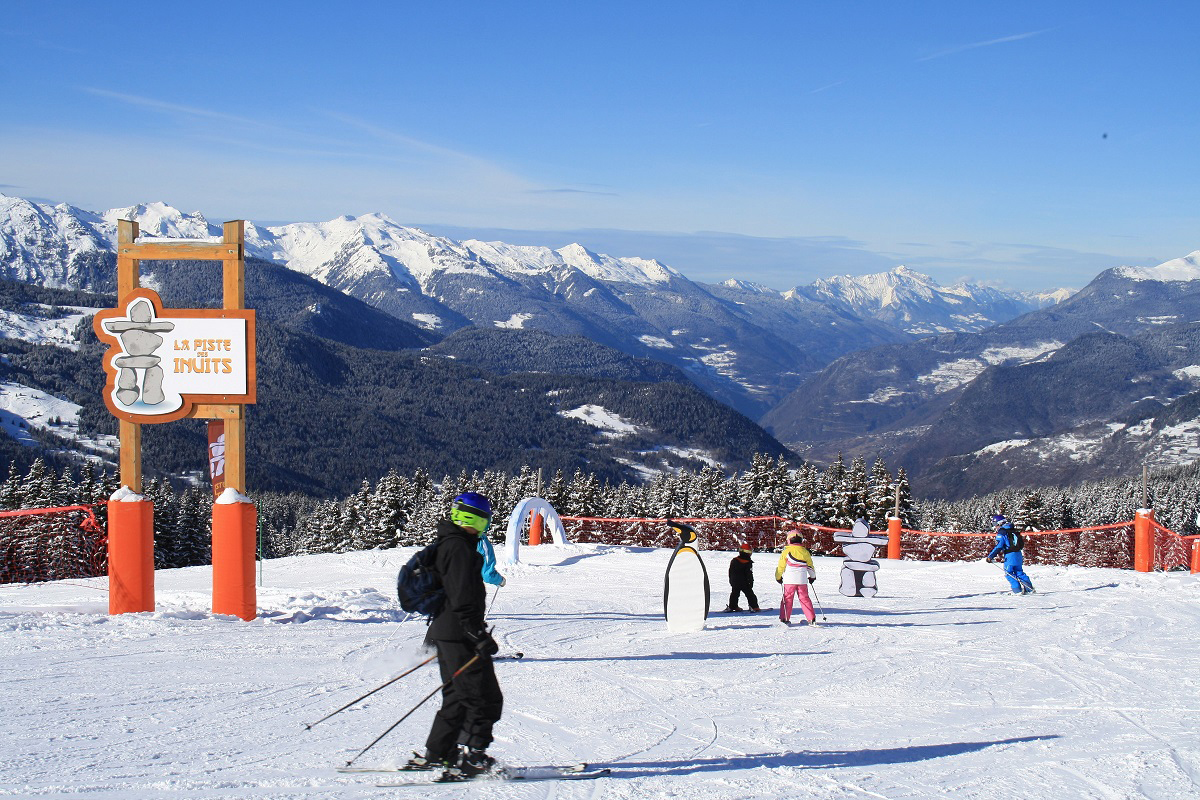 Meribel Ski Holidays | Ski Apartments Meribel | Peak Retreats