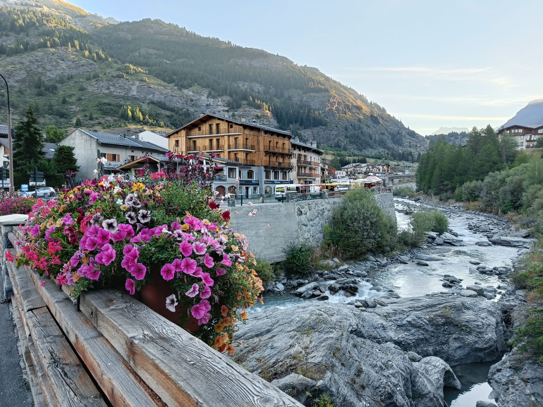 Val Cenis Summer Holidays | Lakes & Mountains | Peak Retreats