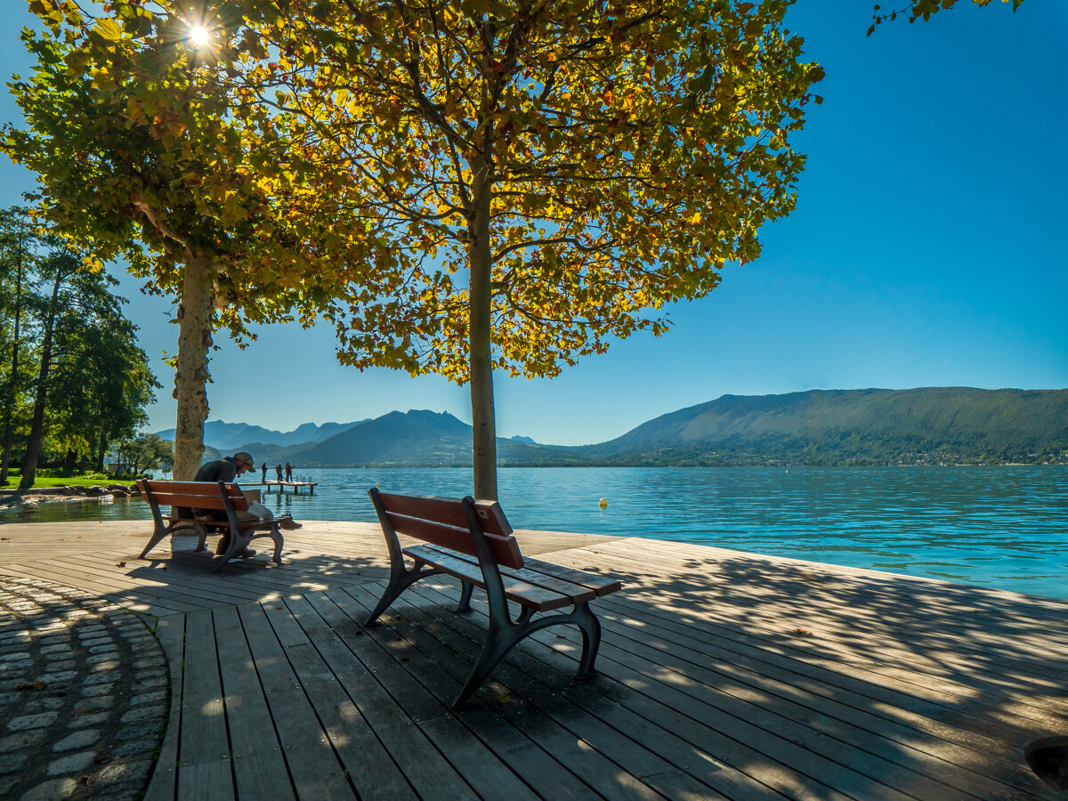 Lake Annecy Summer Holidays | Lakes & Mountains | Peak Retreats