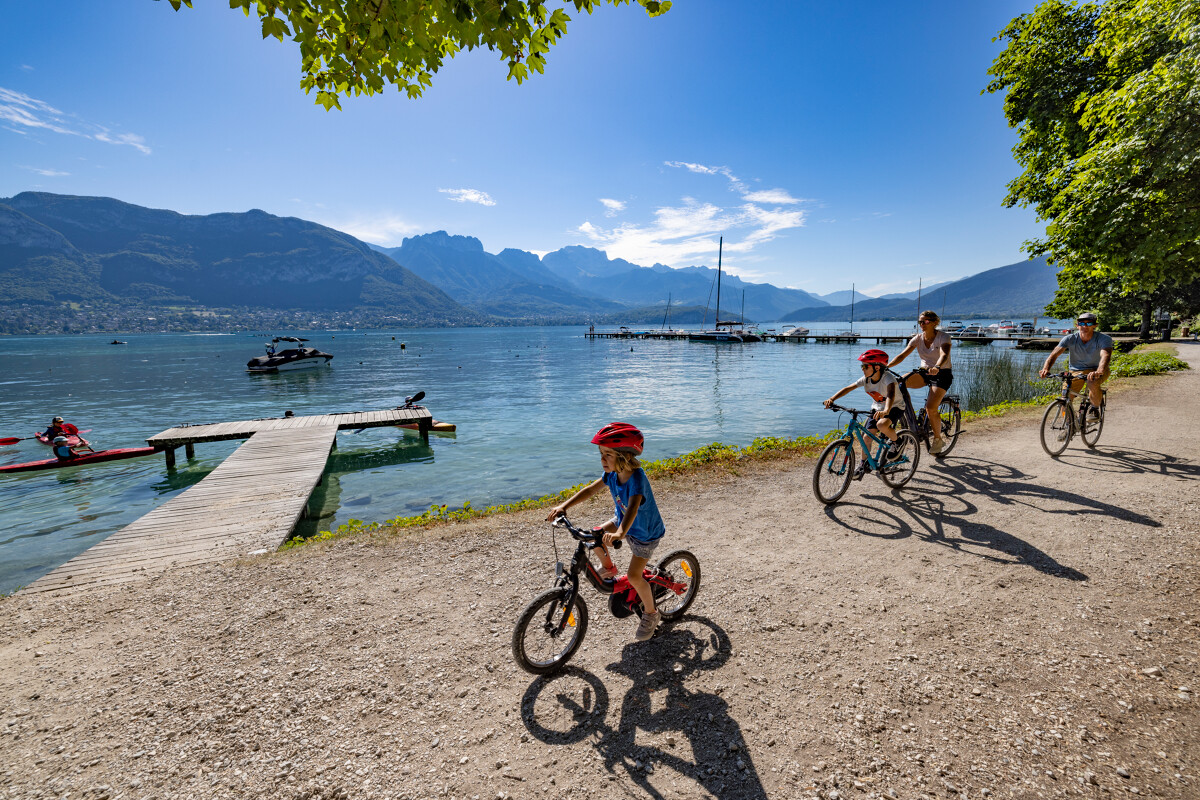Lake Annecy Summer Holidays | Lakes & Mountains | Peak Retreats