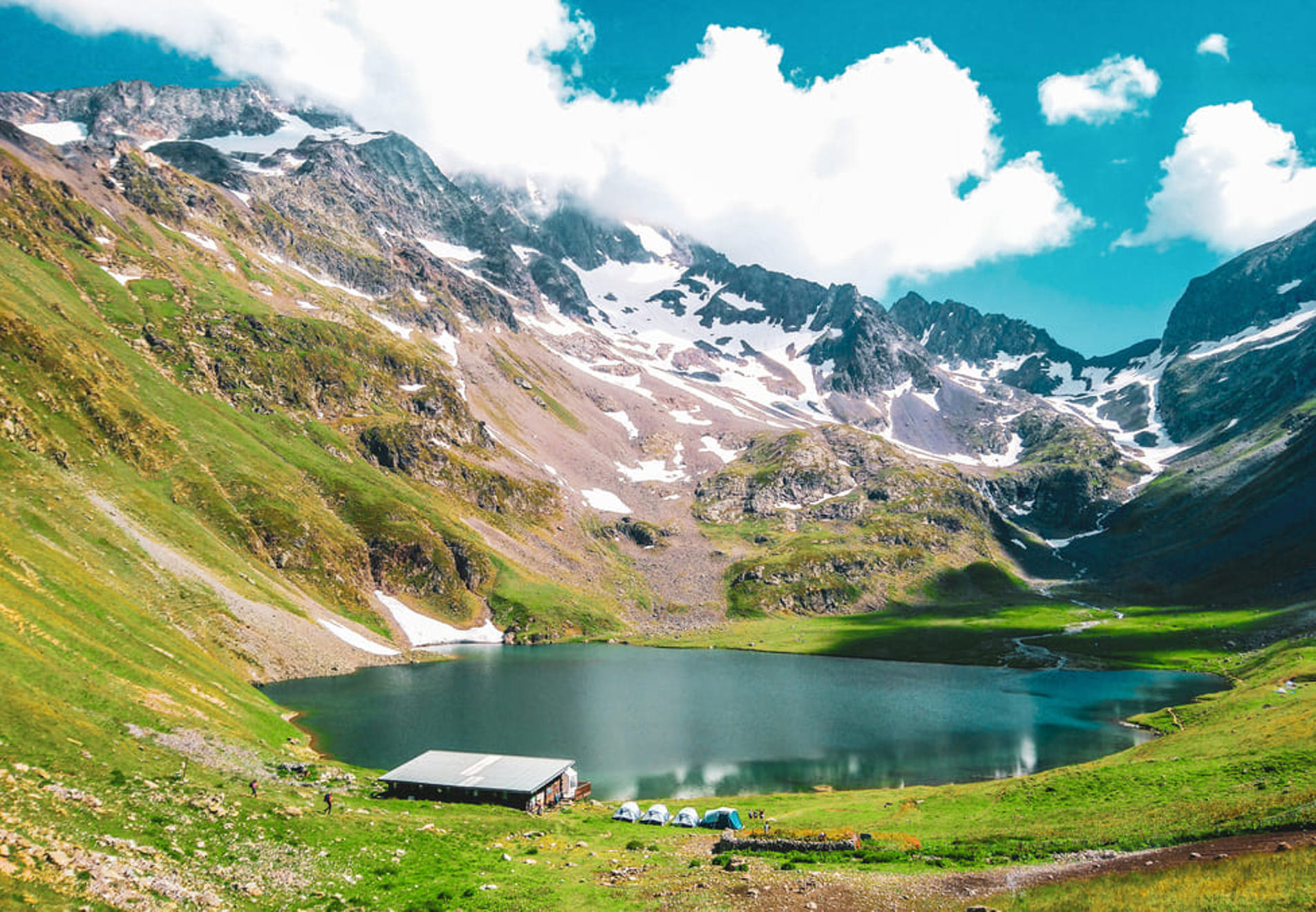 Deux Alpes Summer Holidays | Summer Skiiing | Peak Retreats