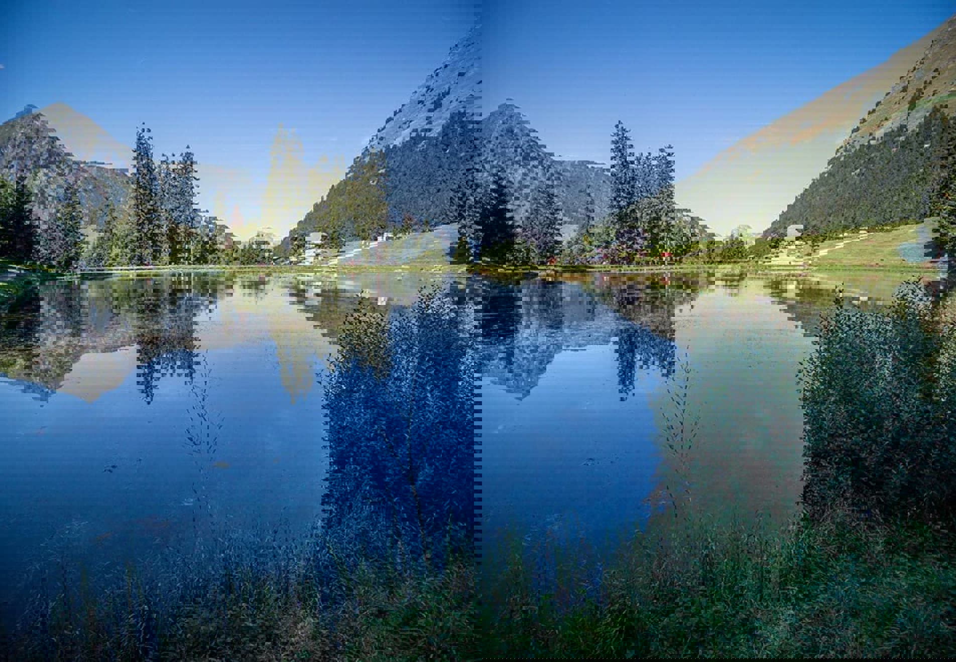 Morzine Summer Holidays | Lakes & Mountains | Peak Retreats