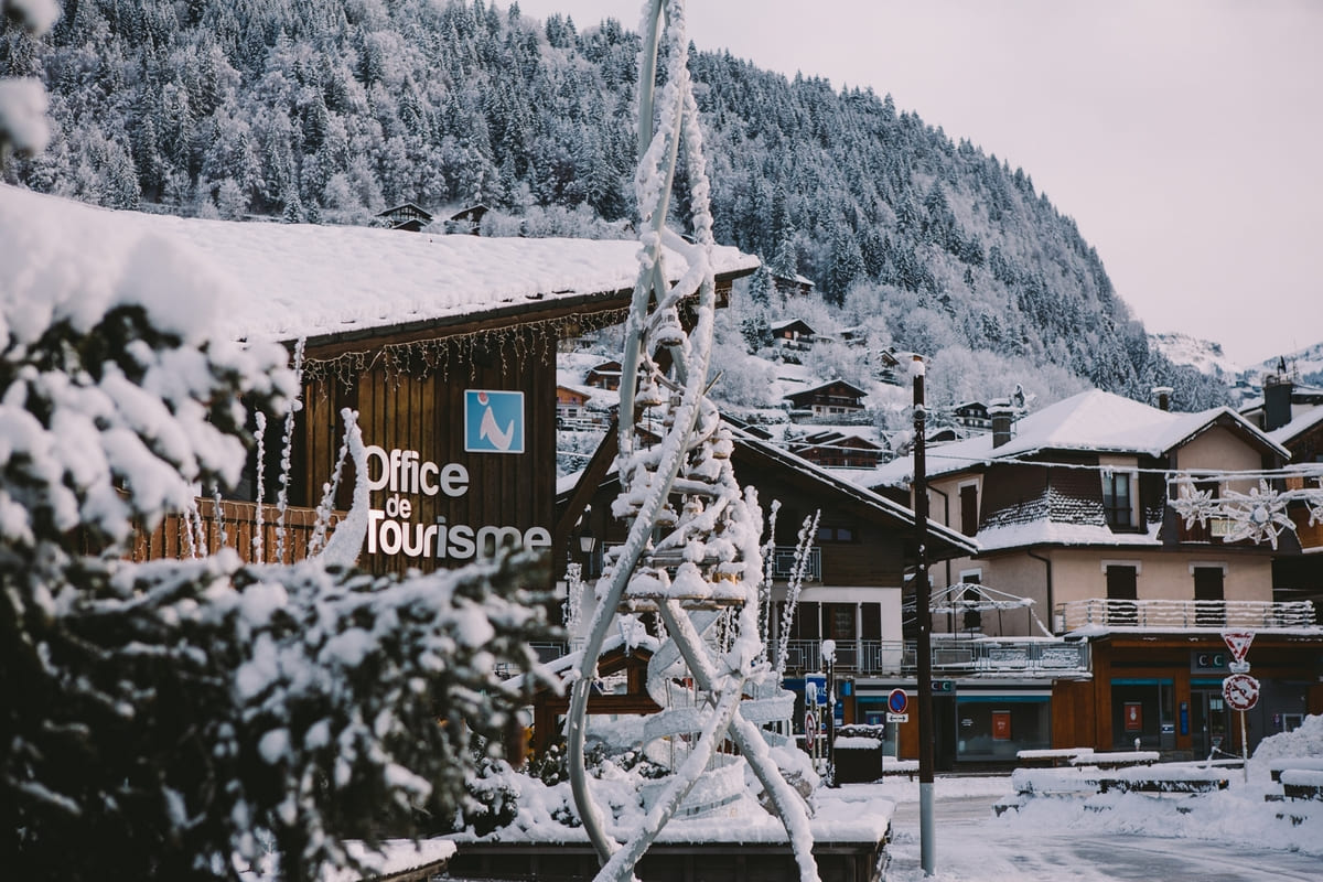 Morzine Skiing Holidays | Ski Apartments | Peak Retreats