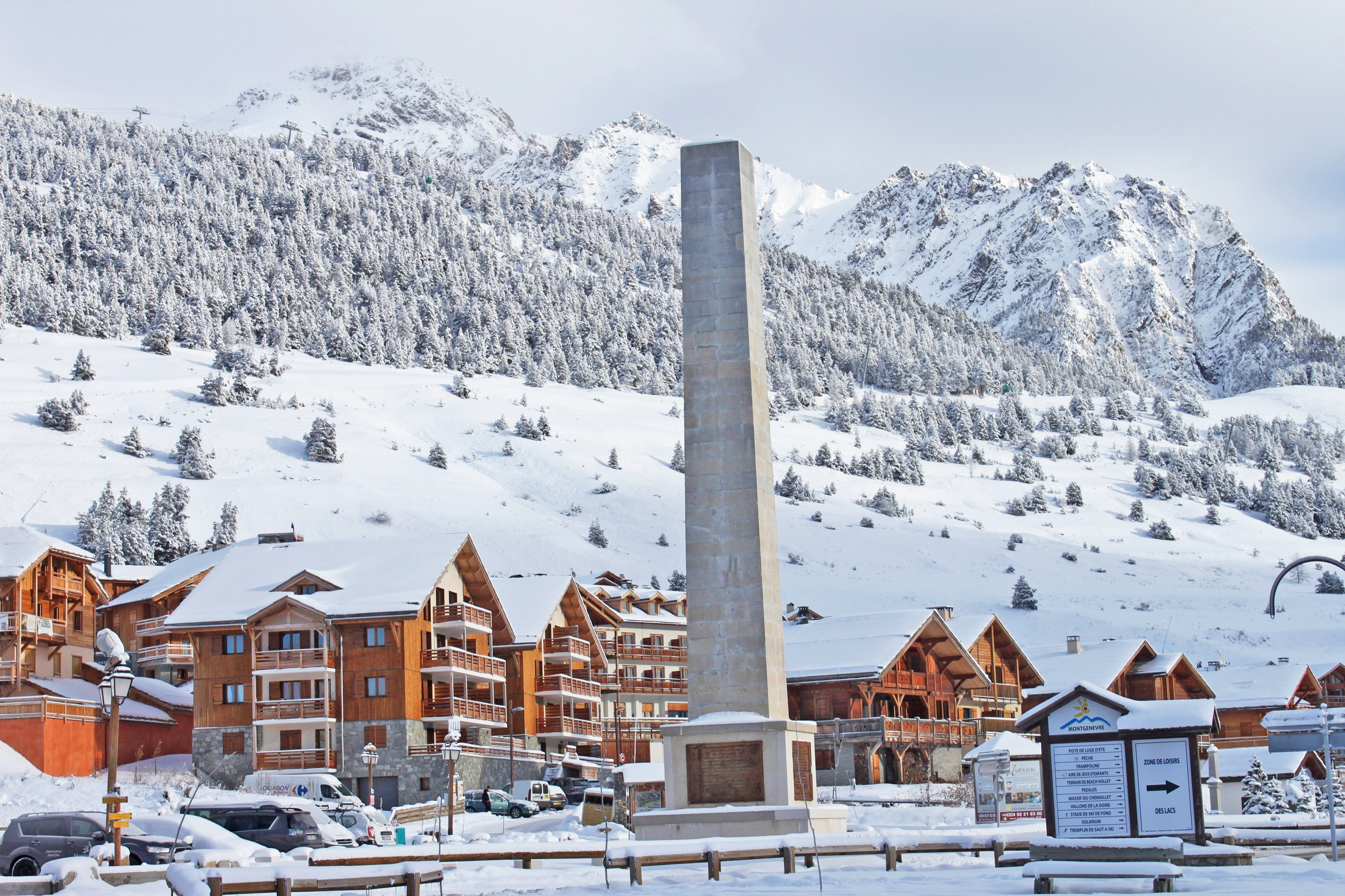 Montgenevre Skiing Holidays | Ski Apartments | Peak Retreats