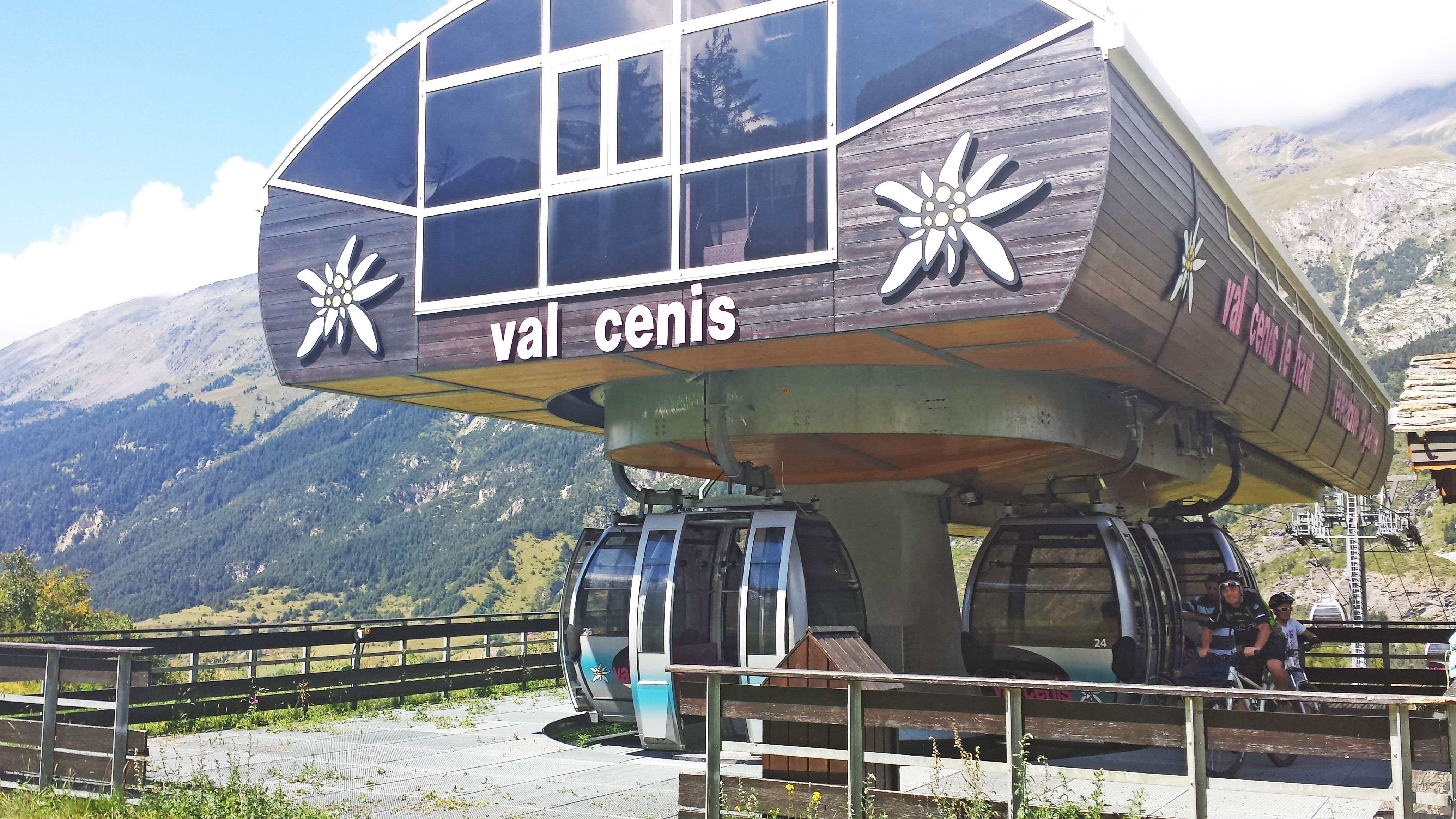 Val Cenis Summer Holidays | Lakes & Mountains | Peak Retreats