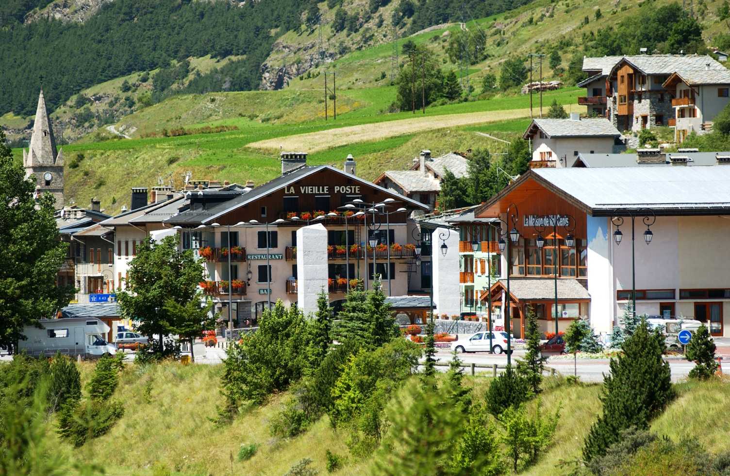 Val Cenis Summer Holidays | Lakes & Mountains | Peak Retreats