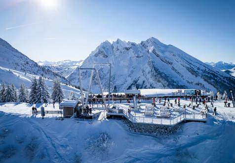 La Clusaz Skiing Holidays | Ski Apartments | Peak Retreats